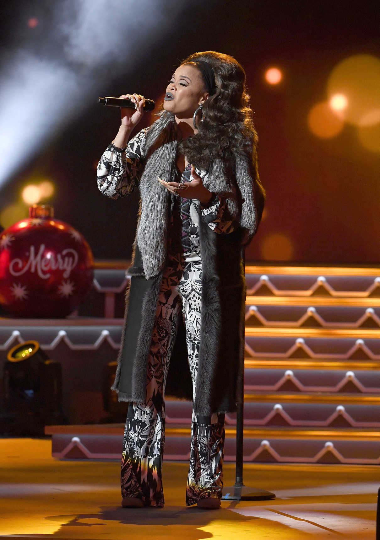 Andra Day at the CMA 2016 Country Christmas in Nashville 11/08/2016-2 ...