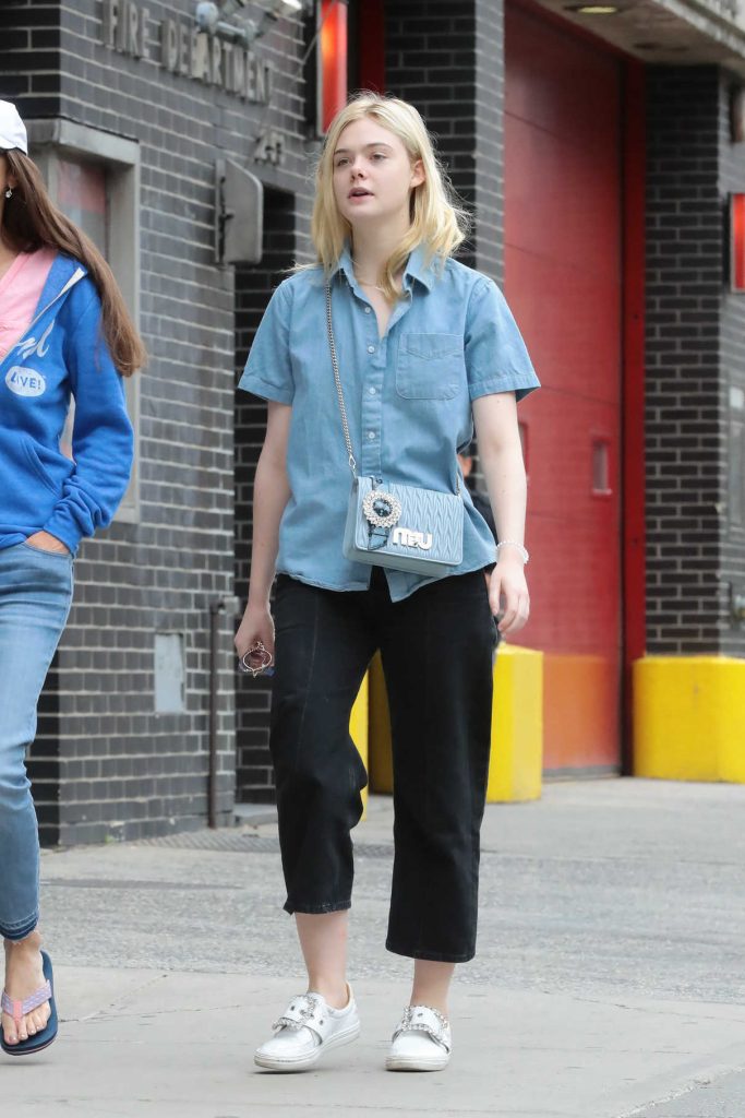 Elle Fanning Was Seen With Her Mother Heather Joy Arrington Out in NYC ...