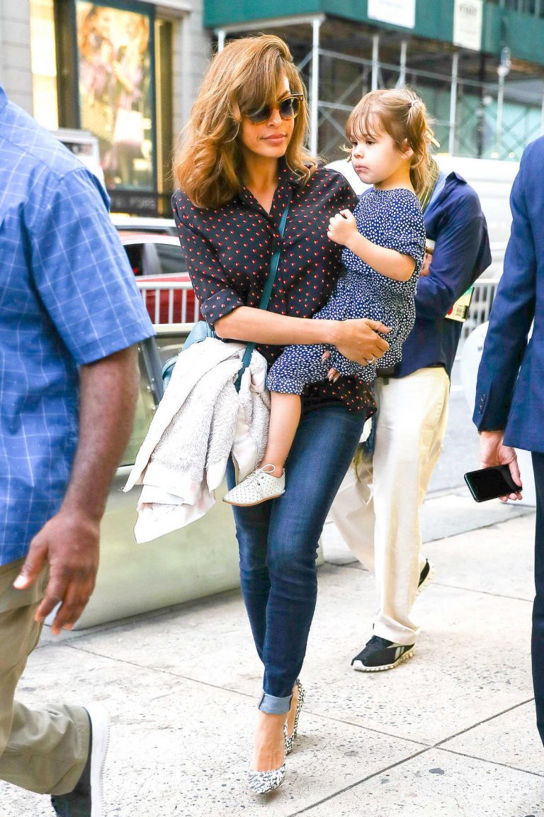 Eva Mendes Was Seen With Her Daughter Esmeralda on Madison Avenue in ...