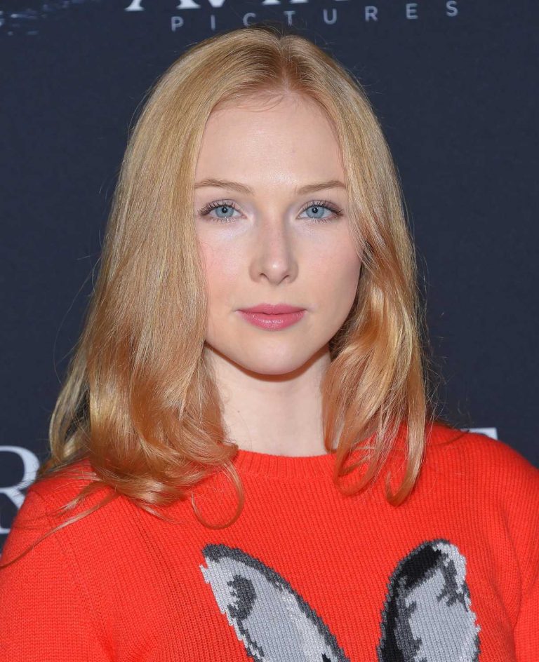 Molly Quinn Attends A Private War Premiere at Samuel Goldwyn Theater in ...