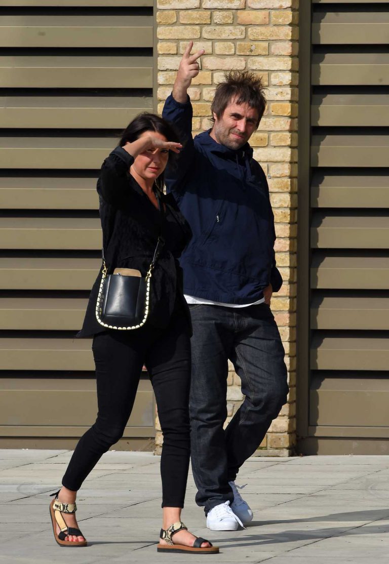 Debbie Gwyther in a Black Blazer Out with Liam Gallagher Arrives at a ...