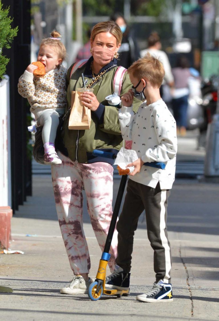 Hilary Duff in an Olive Bomber Jacket Was Seen Out with Her Kids in New ...