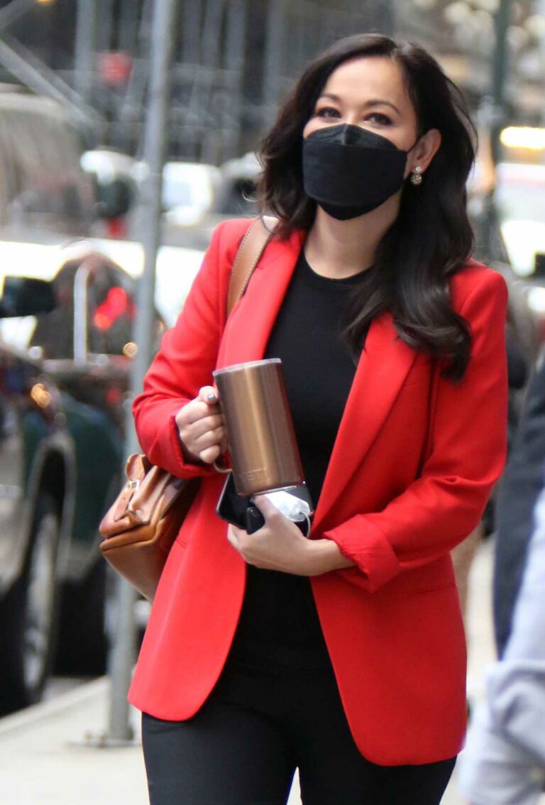 Eva Pilgrim in a Red Blazer Arrives at ABC Studios in New York 05/26 ...