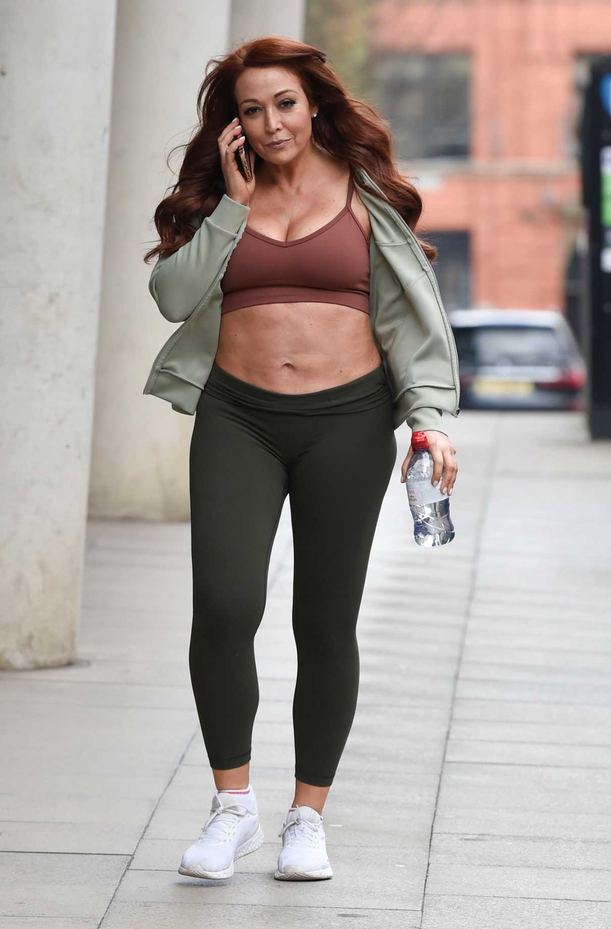 Amy Anzel in an Olive Leggings Leaves Her Morning Workout in Manchester ...