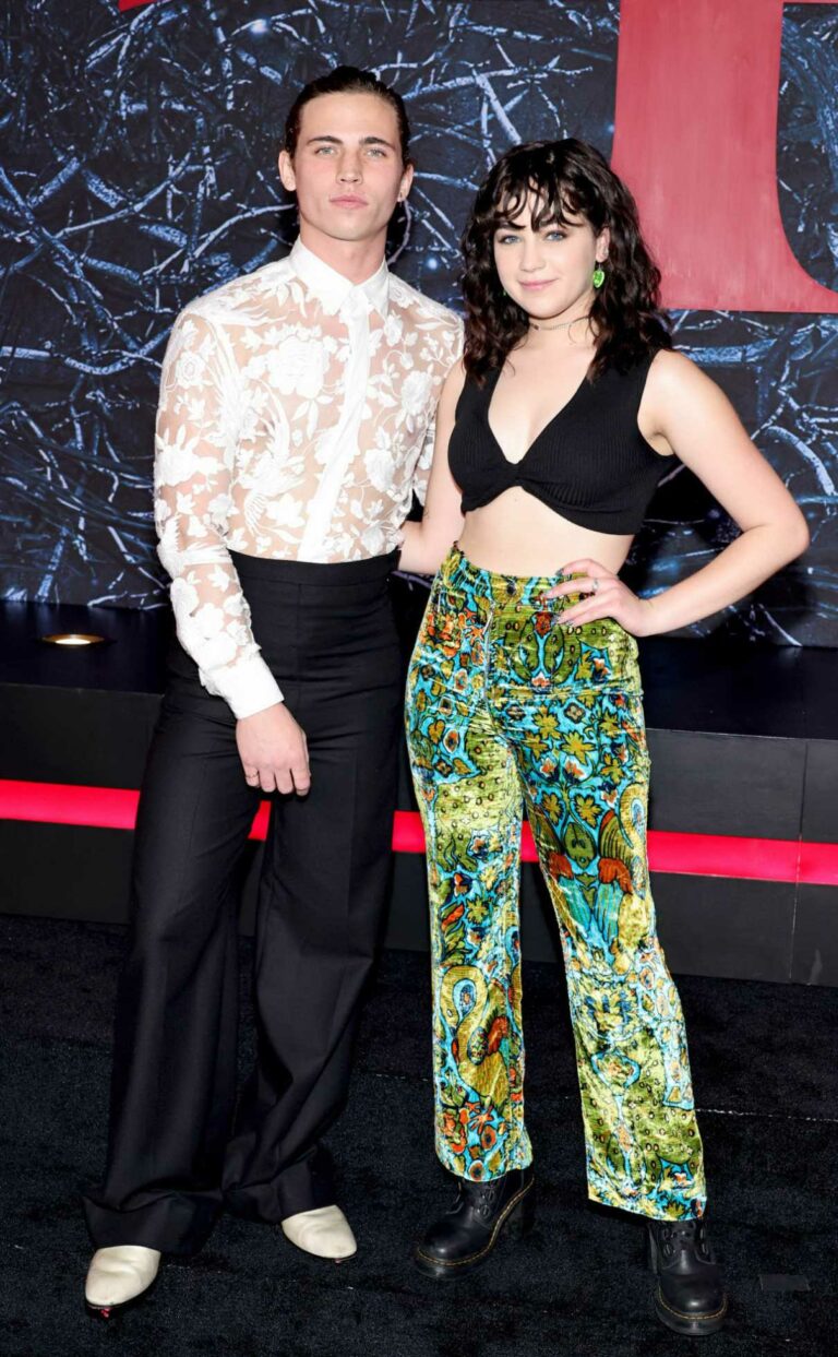 Mary Mouser Attends Netflix’s Stranger Things Season 4 Premiere in New ...