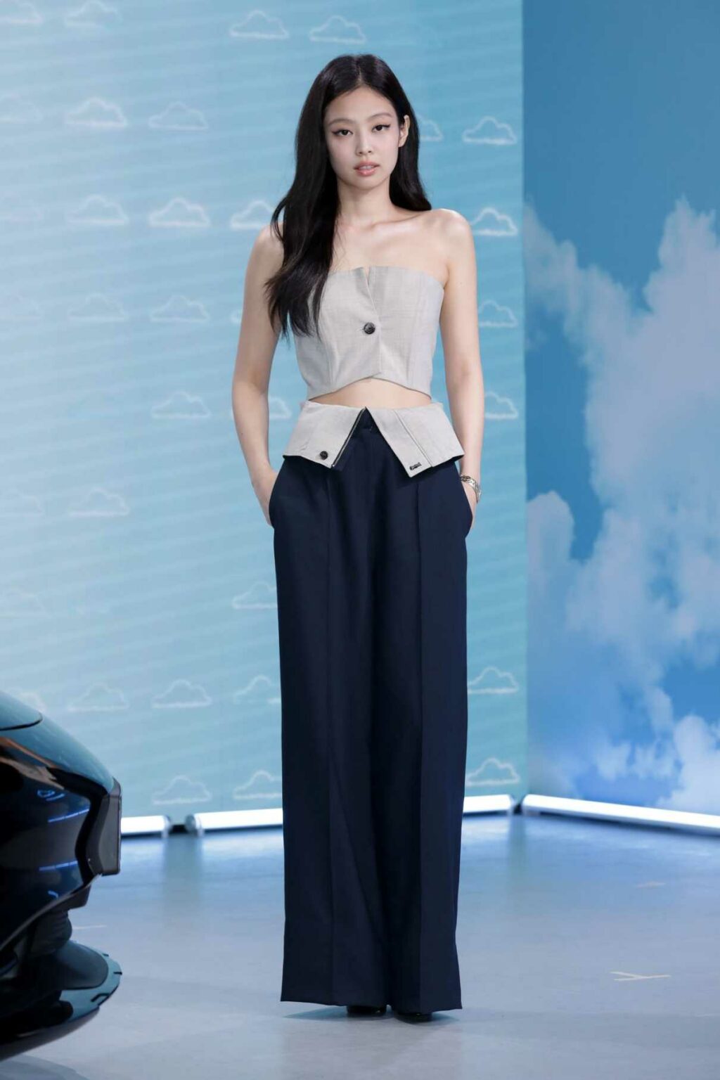 Jennie Kim – LACELEBS.CO