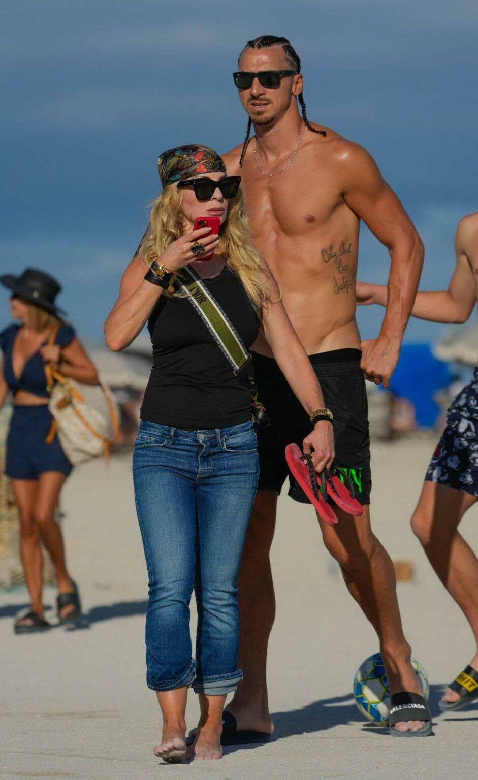 Zlatan Ibrahimovic in a Black Shorts Was Seen Out with His Family on ...