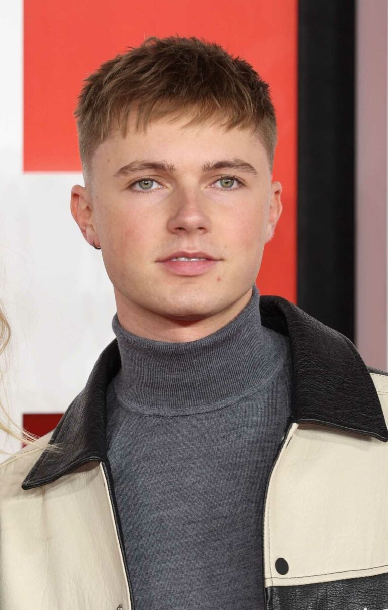 HRVY Attends European Premiere of Creed III in London 02/15/2023 ...