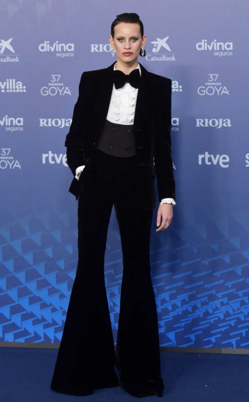Milena Smit Attends 2023 Goya Awards in Seville 02/11/2023 – LACELEBS.CO