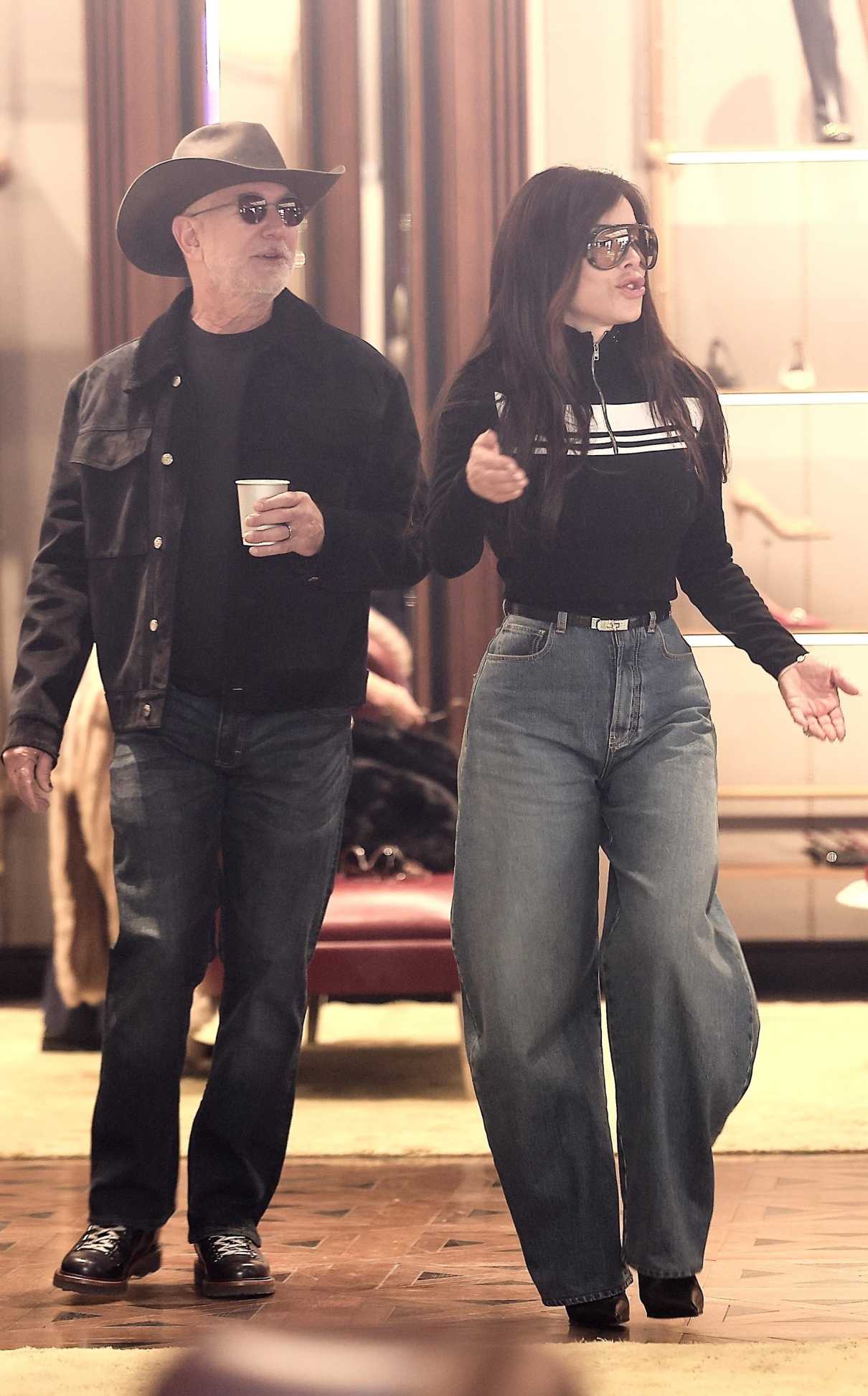 Lauren Sanchez in a Grey Jeans Was Seen Out in Aspen 12/24/2025 ...